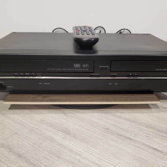 Toshiba | Cameras, Photo & Video | Toshiba Dvdvcr Combo Player Model ...